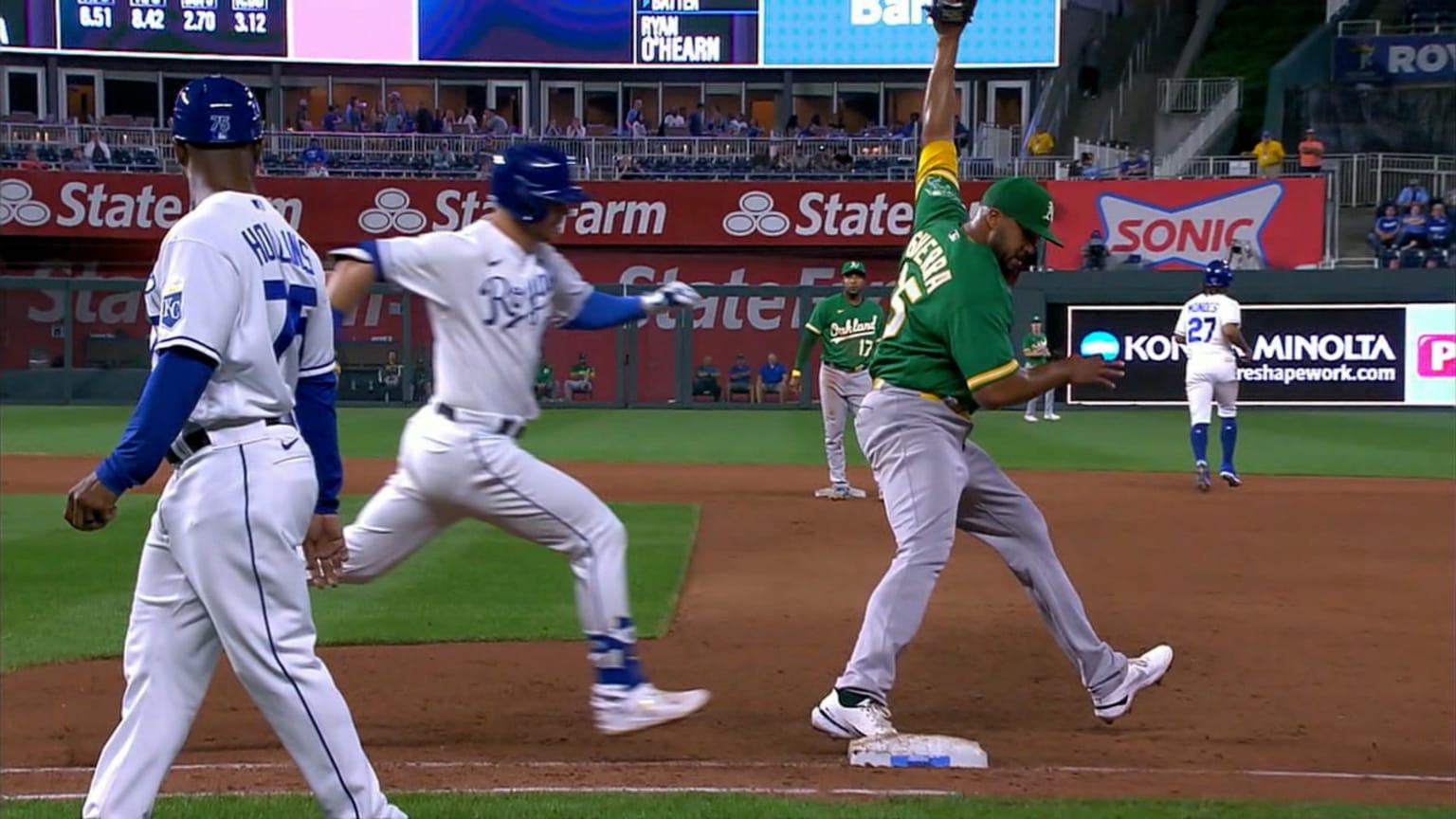 Athletics turn 2 to end the 5th inning after review | 09/14/2021 | Los ...