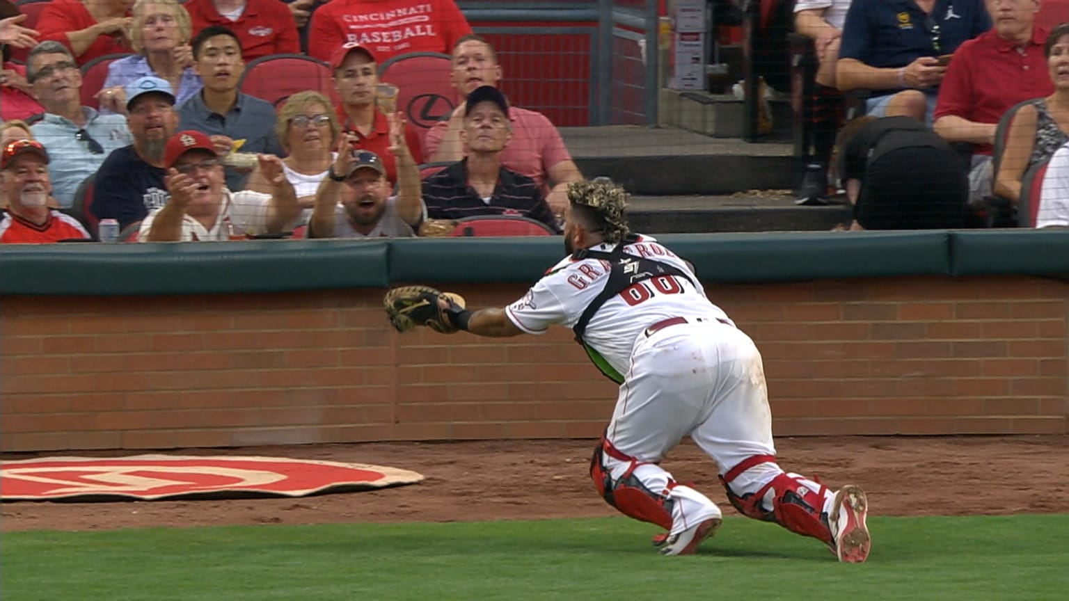 STL@CIN: Graterol makes an outstanding diving catch | 07/18/2019 ...