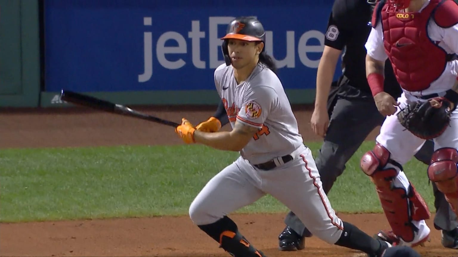 Rio Ruiz singles to right field to plate Austin Hays | 09/24/2020 ...