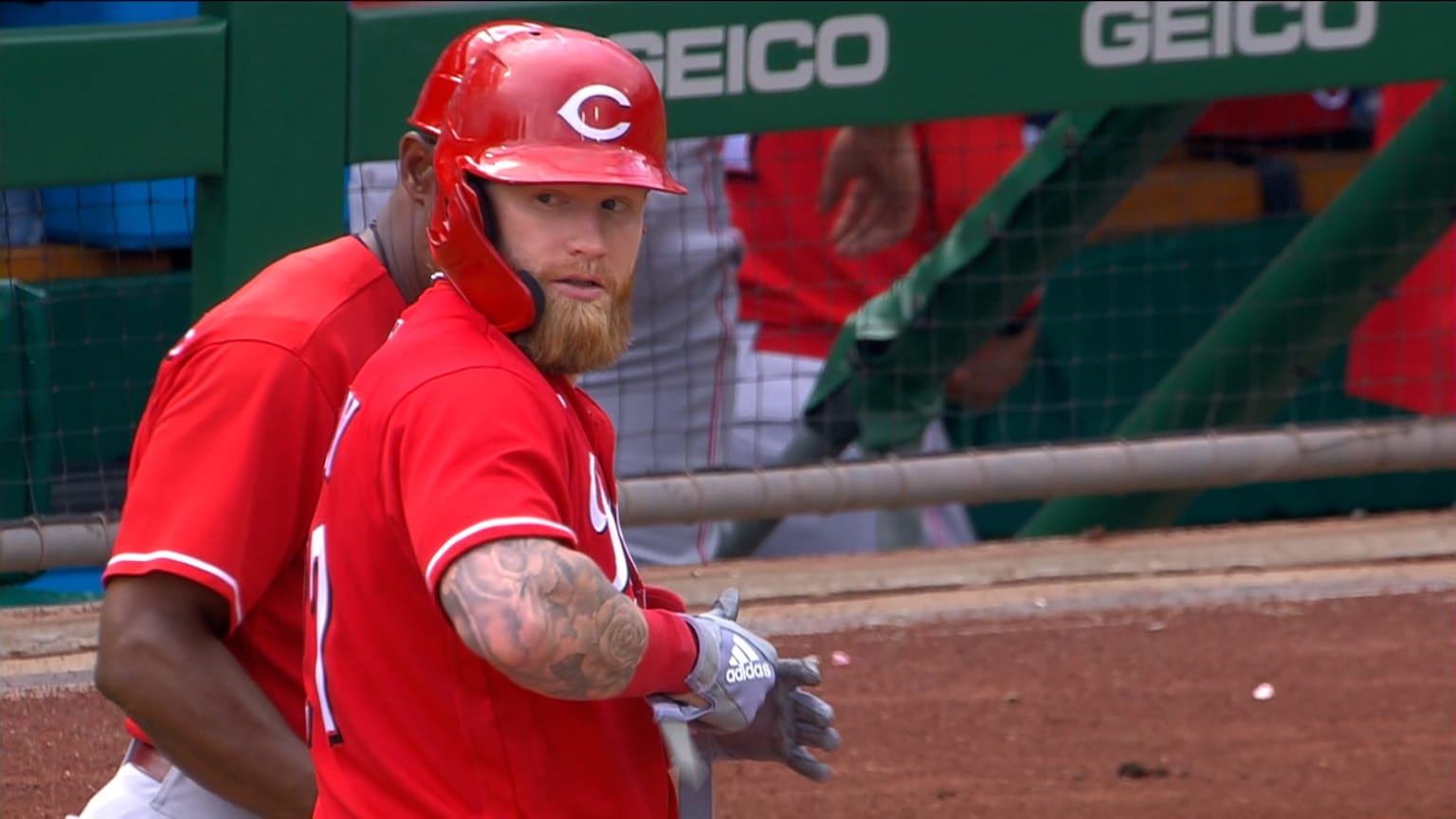 Jake Fraley hits a two-RBI single into right field | 08/21/2022 ...