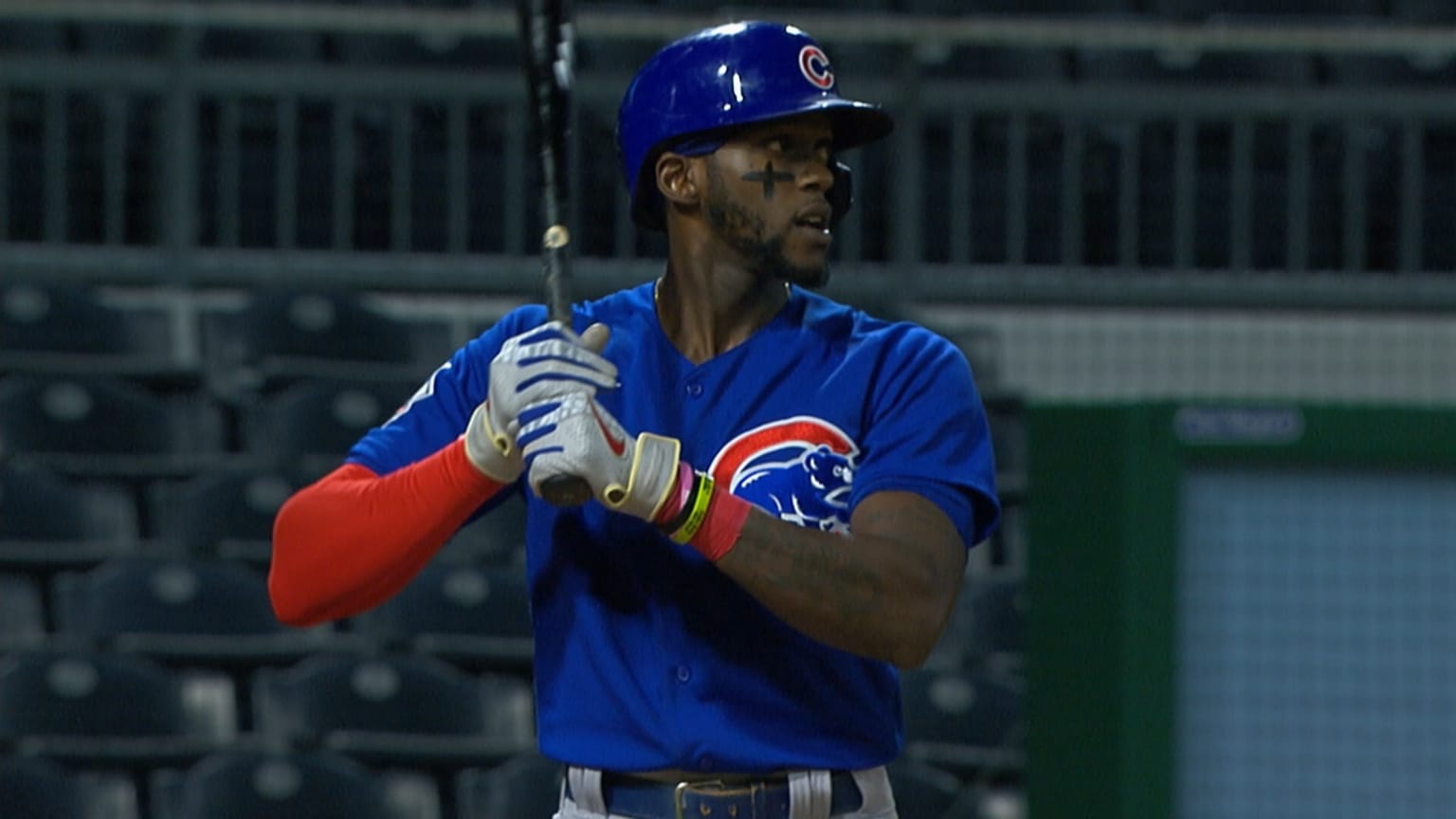 Cameron Maybin takes first base on an infield single | 09/22/2020 ...