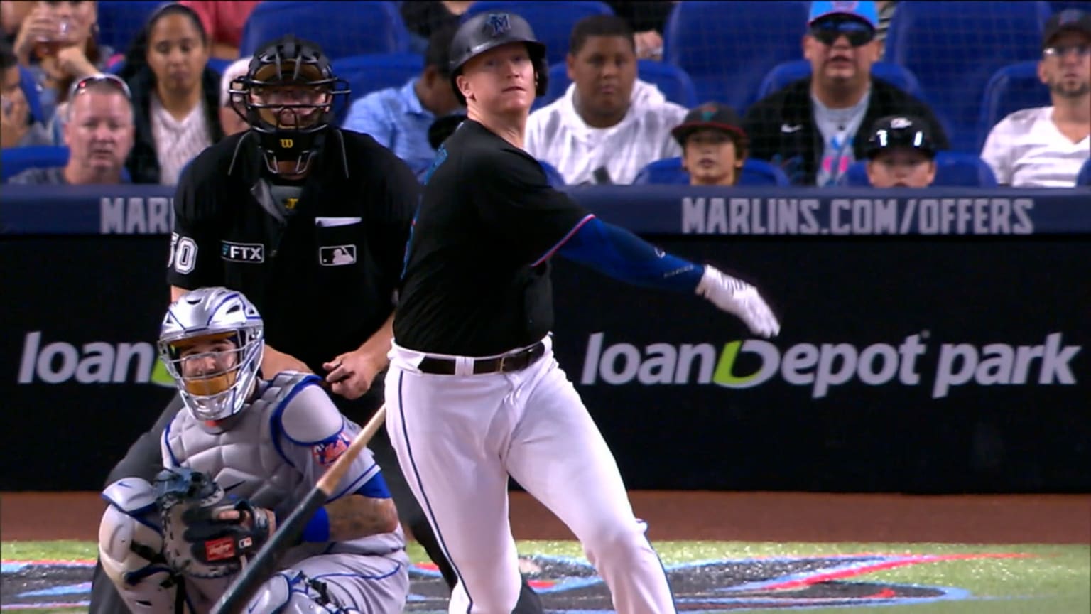 Garrett Cooper ties the game at one with RBI single | 06/24/2022 | MLB.com