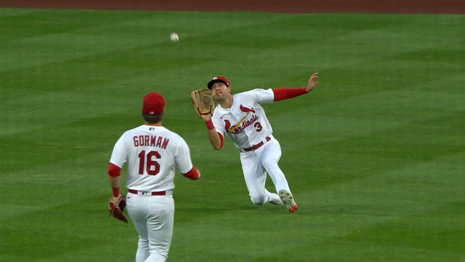 Daily Dash: Carlson's sliding grab, Pham's catch | 07/14/2022 | MLB.com