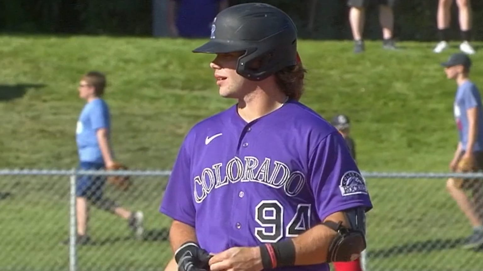 Mateo Gil, son of Angels coach Benji Gil, doubles | 03/22/2022 | MLB.com