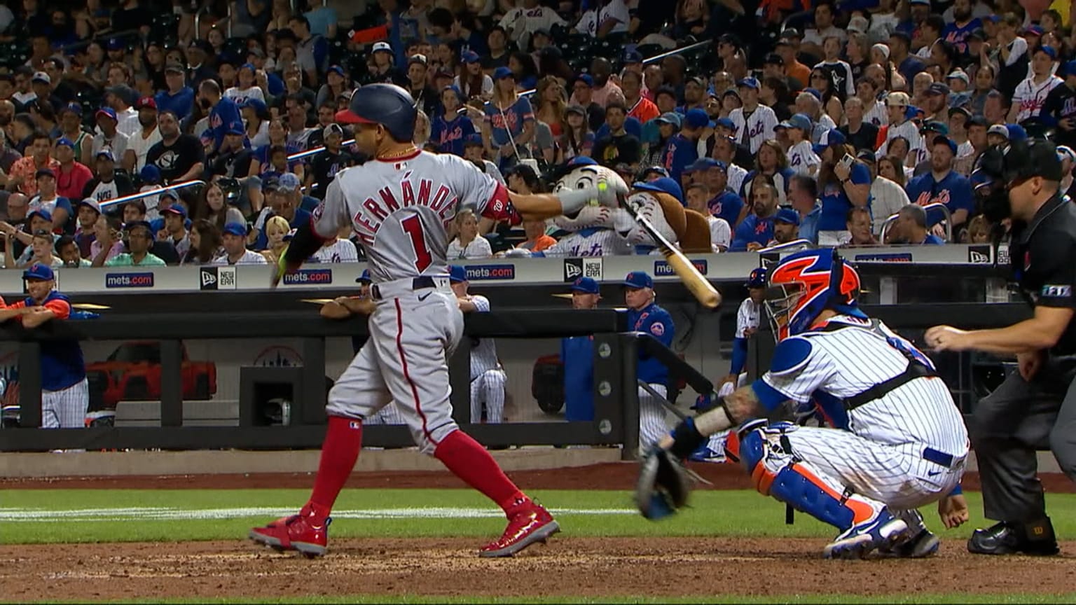 César Hernández lines an RBI single to right-center | 05/30/2022 ...
