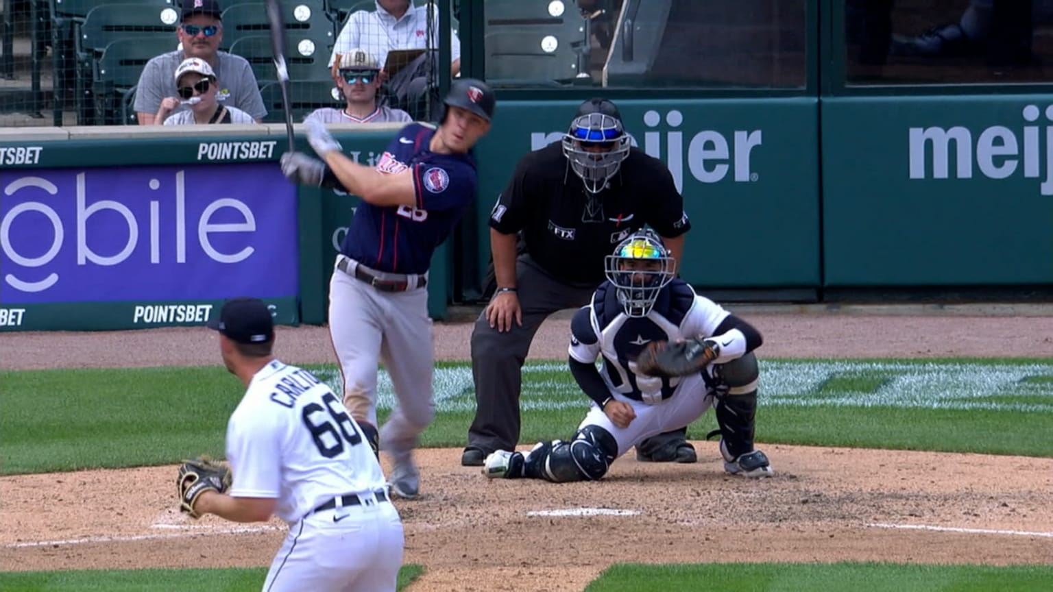 Max Kepler smacks a two-run single to right-center | 05/31/2022 ...