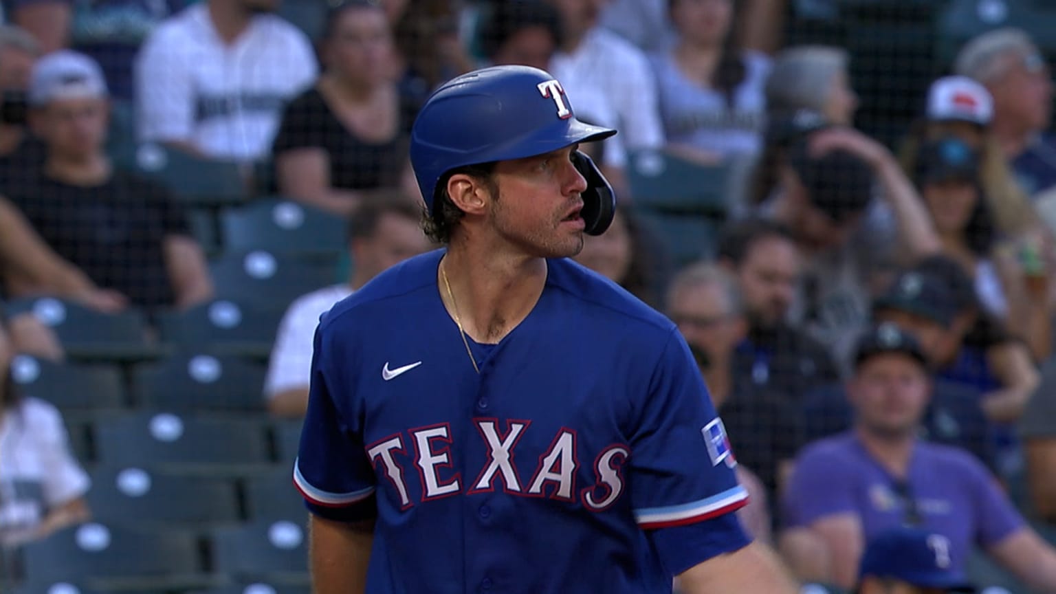 DJ Peters drives in Nathaniel Lowe with a sac fly | 08/11/2021 | Texas ...