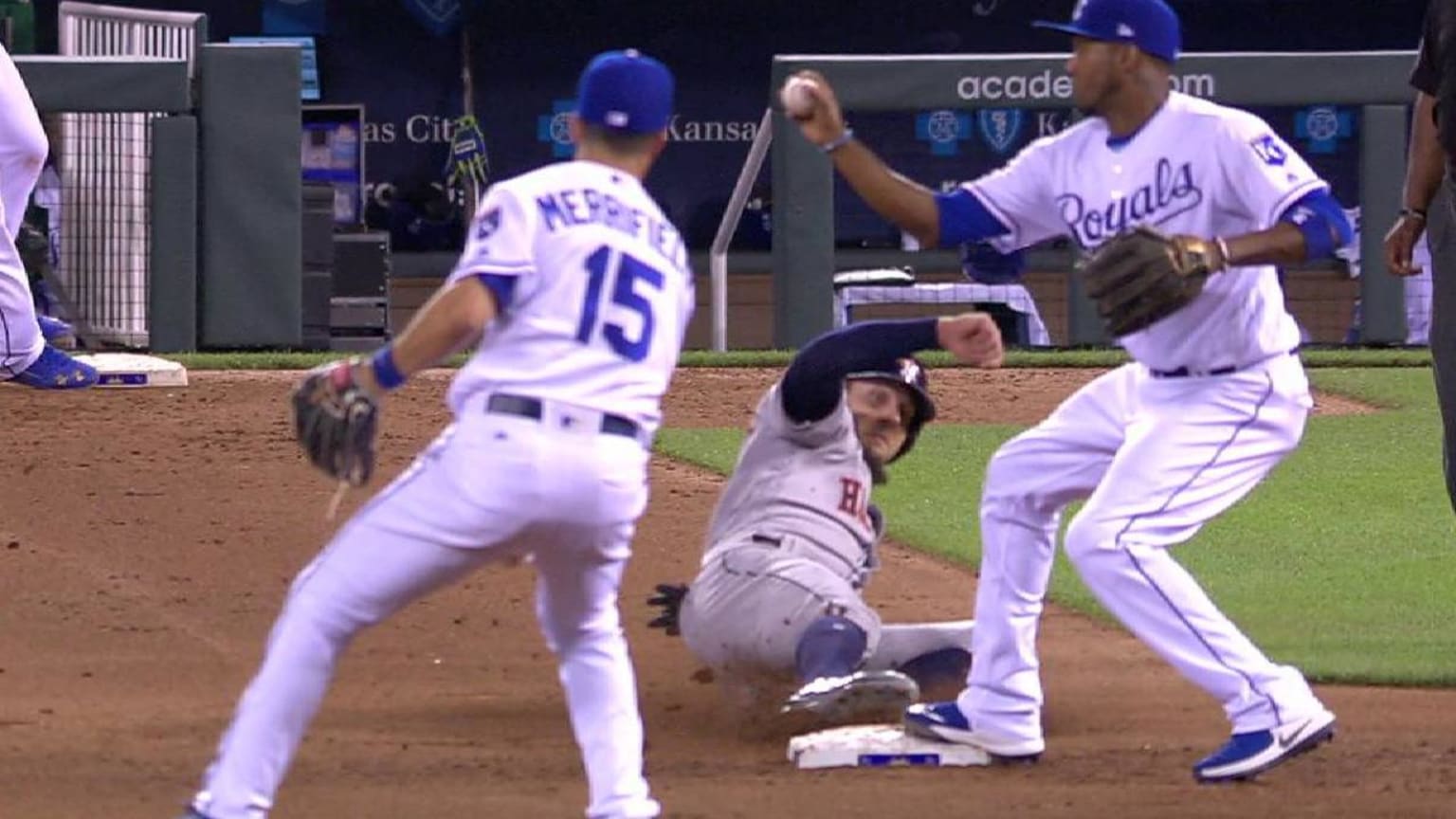 Springer, George vs Moylan, Peter - OUT | 06/08/2017 | MLB.com