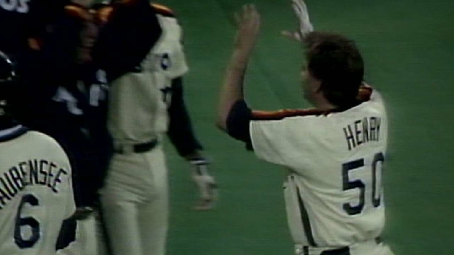 Throwback Thursday: Butch Henry's inside-the-park HR | 05/08/2014 | Los ...