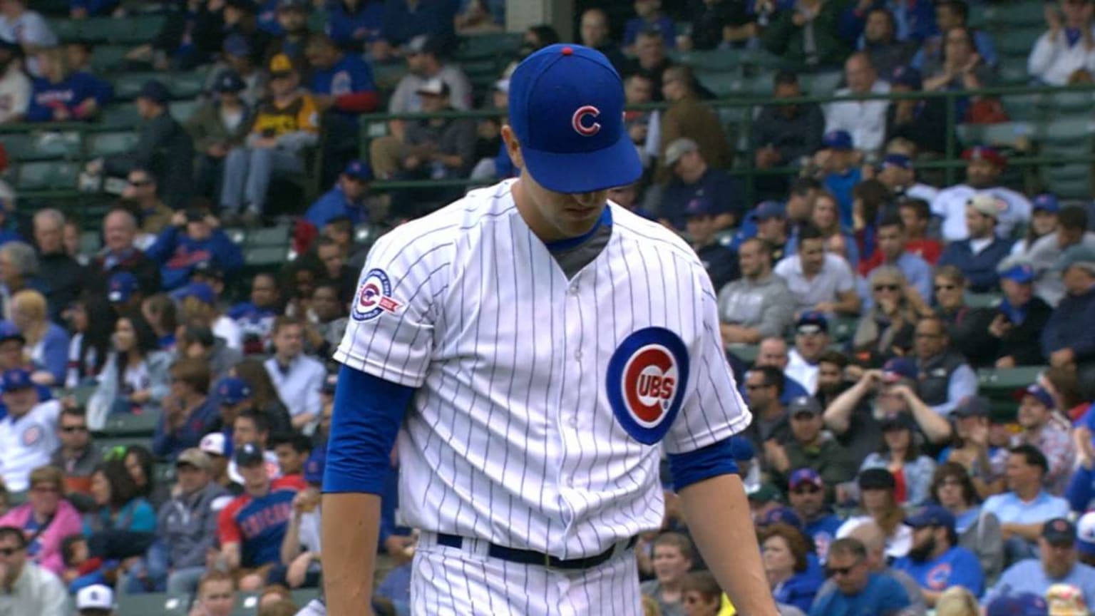 Hendricks fans eight | 05/11/2016 | MLB.com