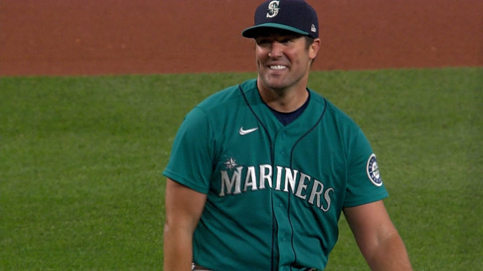 Max Stassi pega infield hit y rompe el sin hit | 17/06/2022 | Los ...