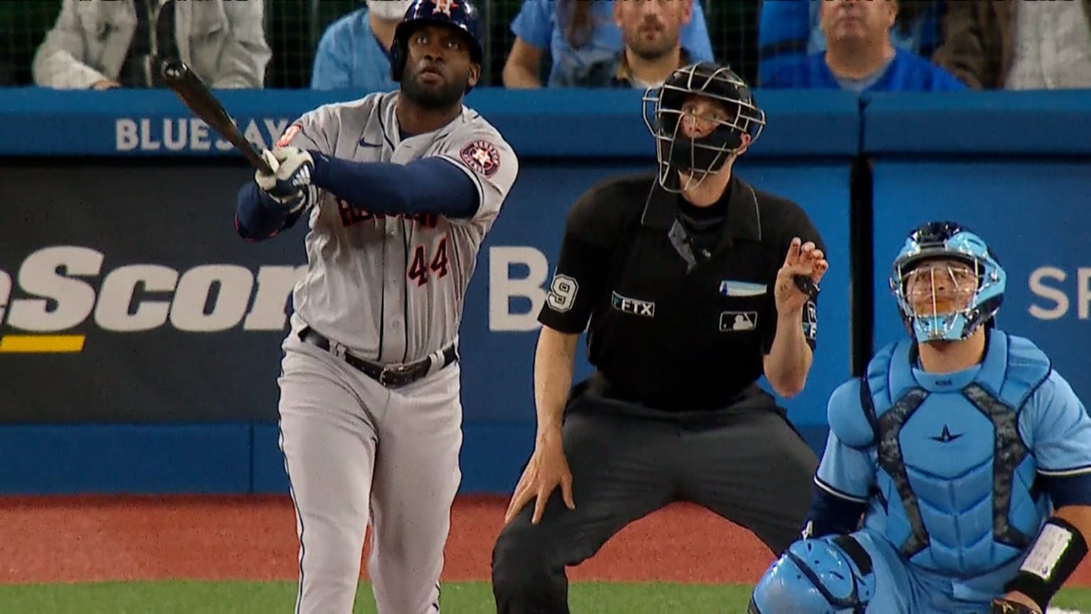 Yordan Alvarez launches a solo home run to center | 04/30/2022 ...