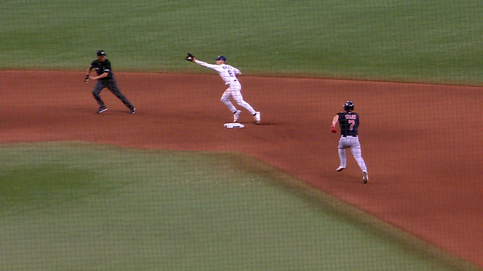 Taylor Wall gets Myles Straw safe call overturned | 07/30/2022 | Cleveland Guardians