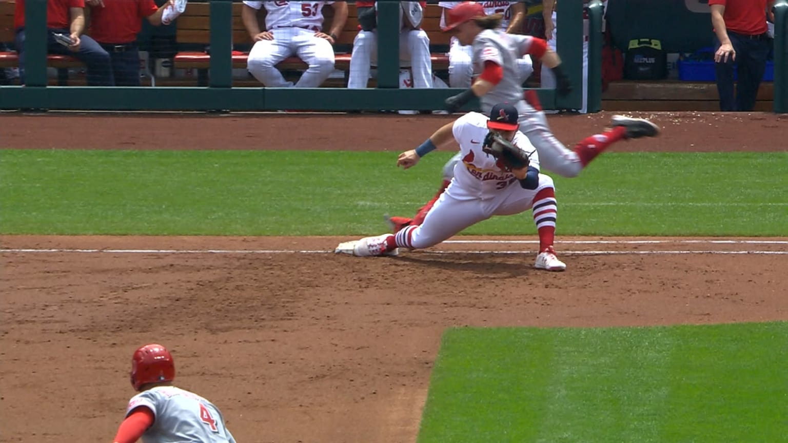 Gorman turns a double play to end the top of the 2nd | 06/12/2022 | St. Louis Cardinals