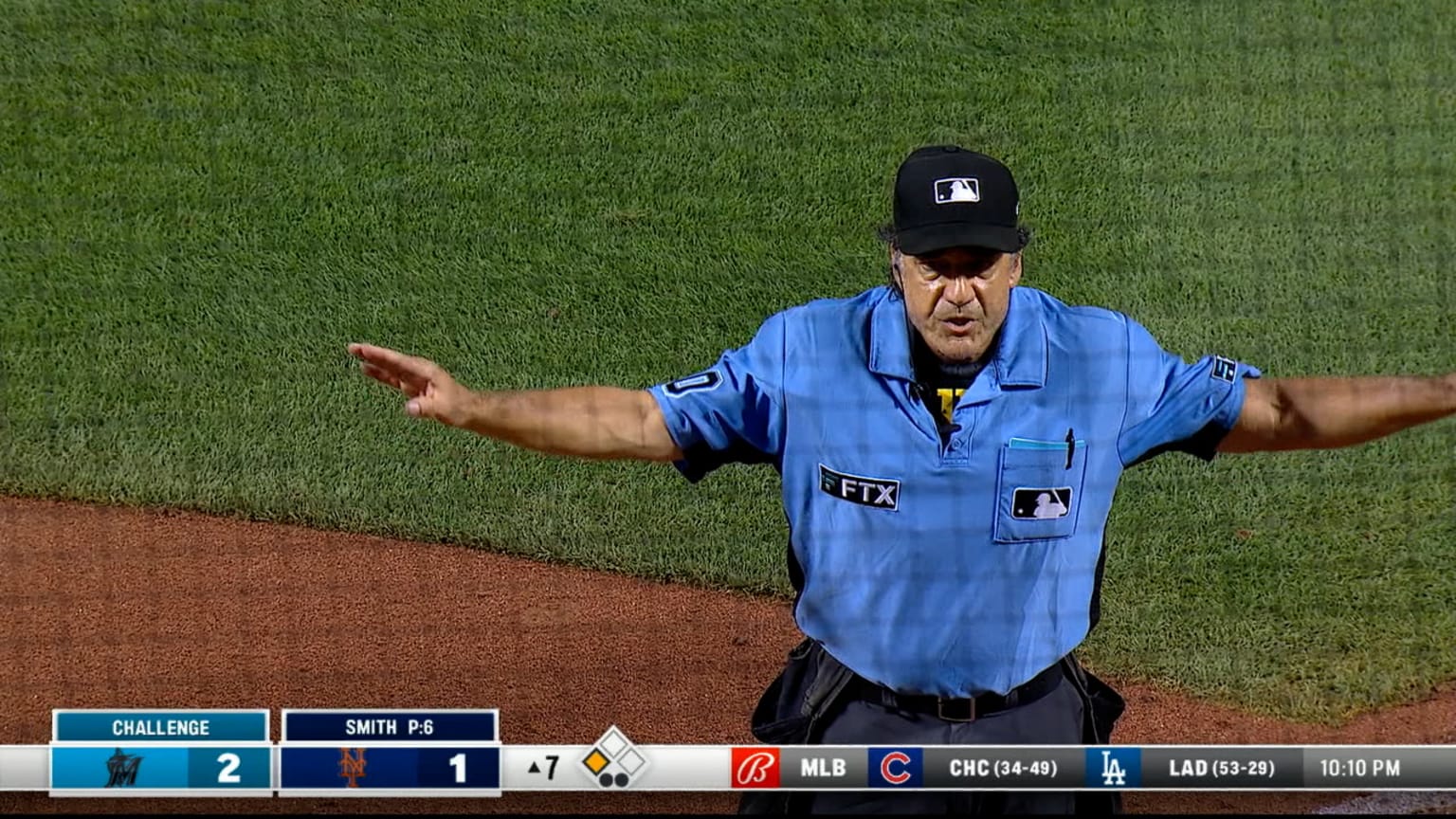 Rojas grabs a base hit after replay overturns call | 07/08/2022 | San ...