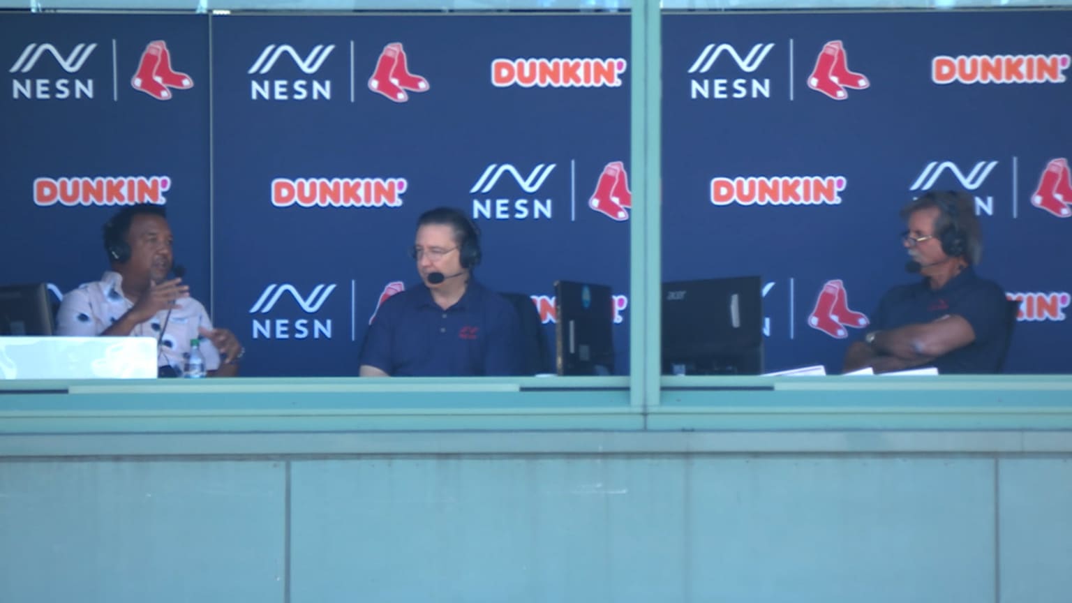 Pedro Martínez joins the Red Sox in the booth | 09/19/2021 | Los ...