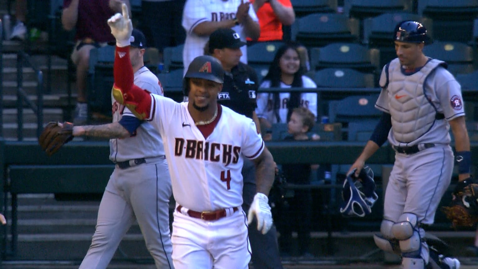 Marte knocks a walk-off sacrifice fly in the 10th | 04/13/2022 ...