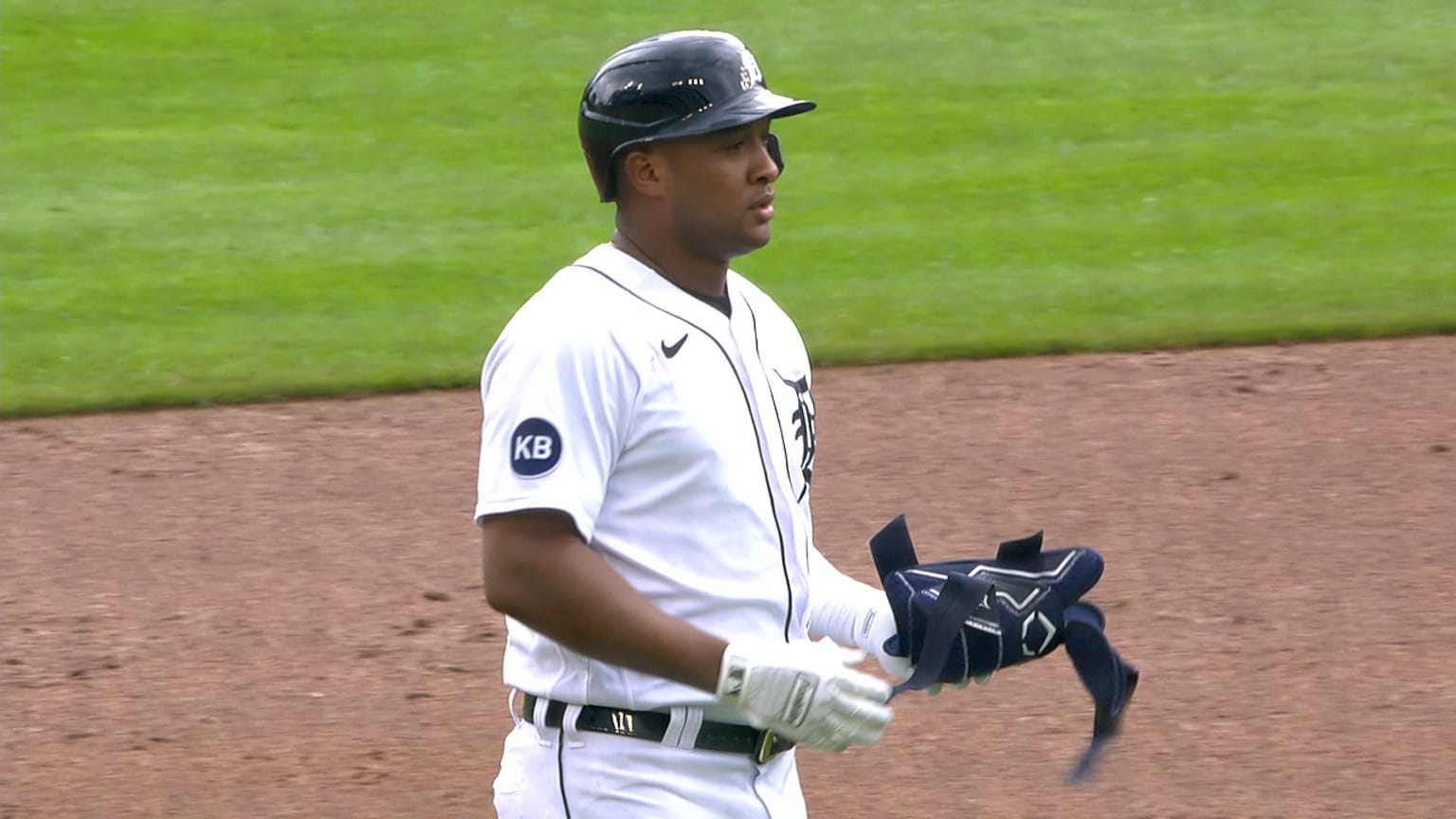 Jonathan Schoop's RBI double | 08/20/2022 | Detroit Tigers