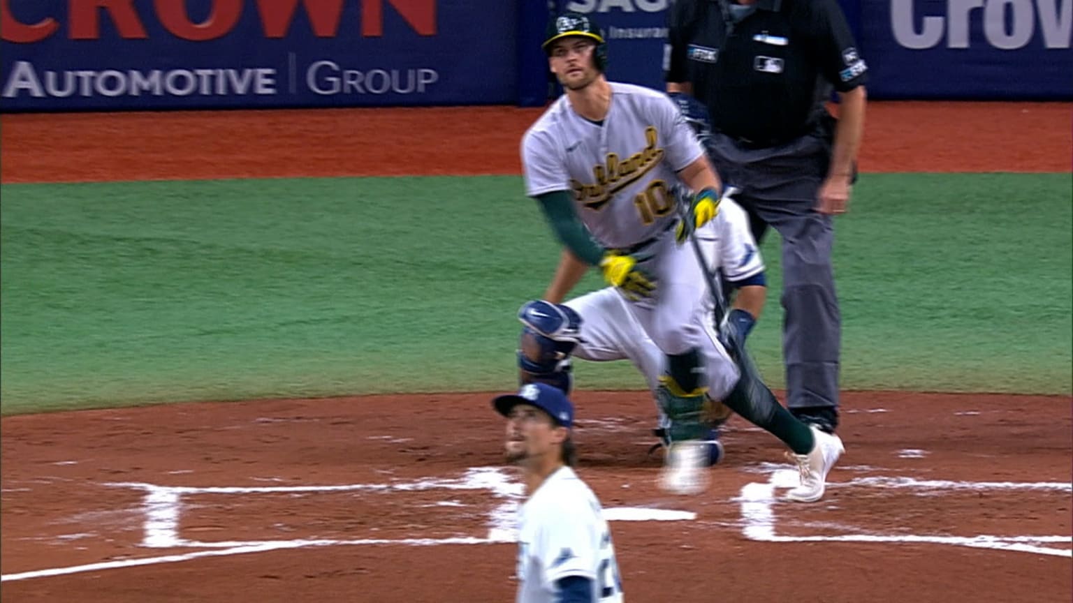 Chad Pinder drills a solo homer to right-center field | 04/11/2022 ...