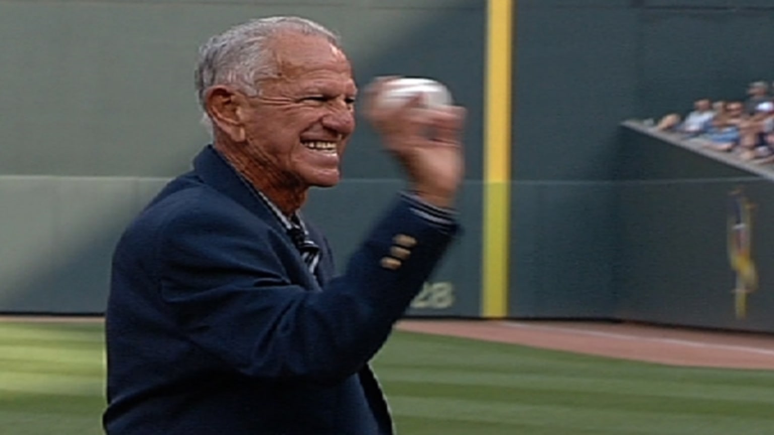 Pascual inducted into Twins HOF | 07/14/2012 | Cleveland Guardians
