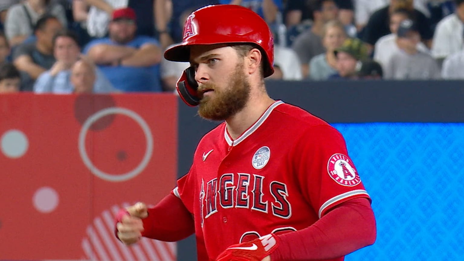 Jared Walsh doubles to end perfect game in 8th | 06/02/2022 | MLB.com