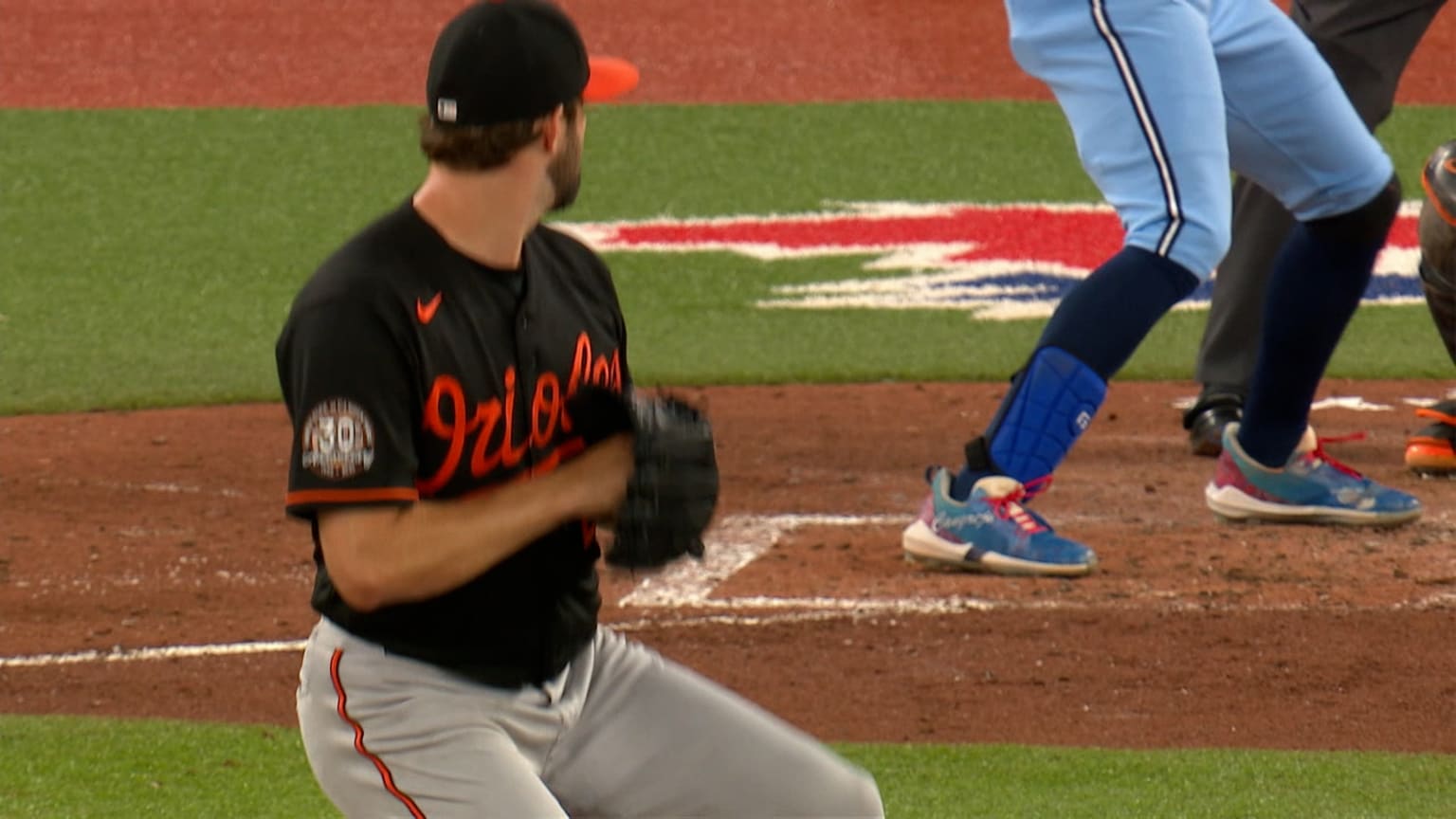 Jordan Lyles tosses 5 1/3 strong innings vs. Toronto | 06/14/2022 ...