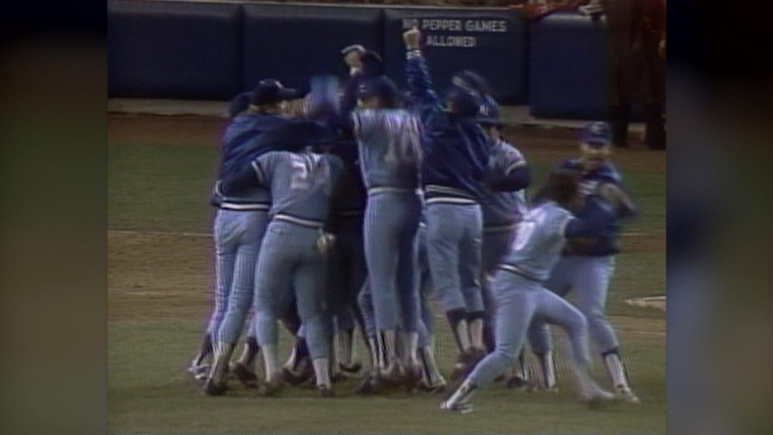 Brett, Royals rally in Game 3, sweep 1980 ALCS | 10/10/1980 | Kansas ...