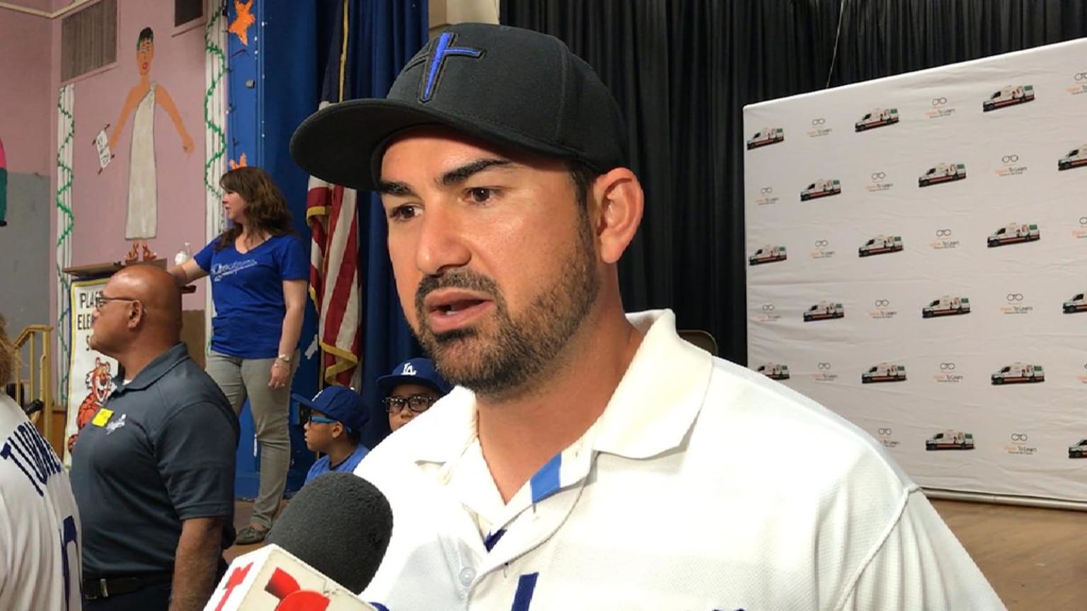 Adrian opina sobre evento en pro de los ninos | 05/02/2017 | Atlanta Braves
