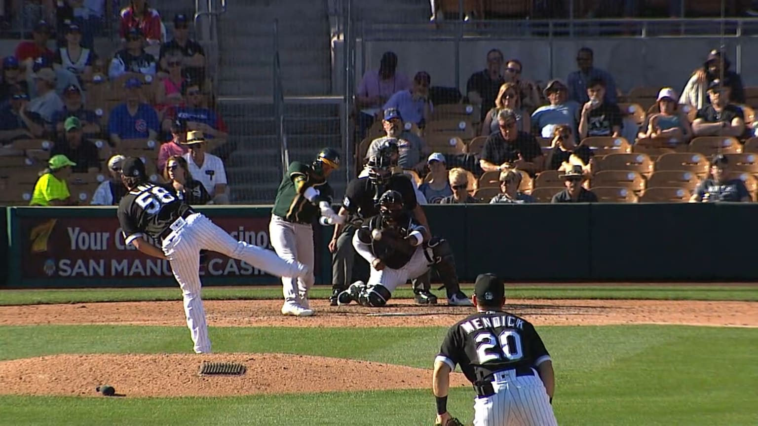 Ryan Goins hits a two-run single to right field | 03/03/2020 ...