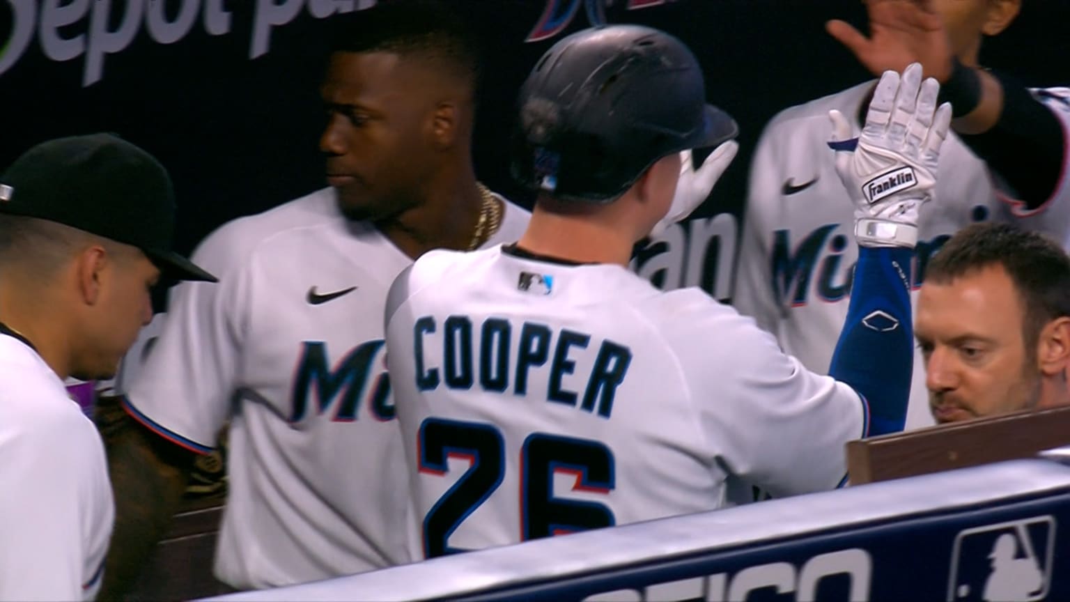 Garrett Cooper plates a run on sac fly to left field | 06/26/2022 | MLB.com