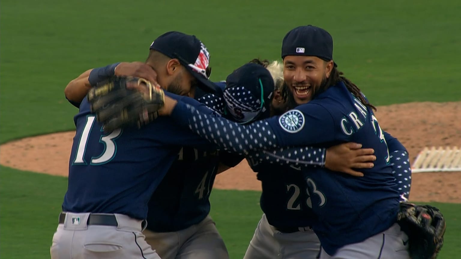 Tommy Milone gets Abrams to fly out in the 9th inning | 07/04/2022 ...