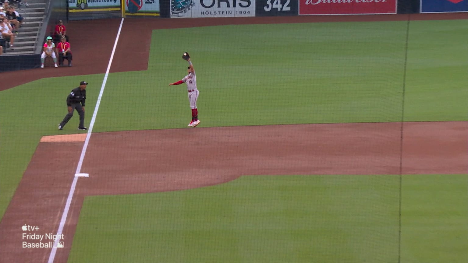 Josh Rojas makes a beautiful leaping catch at third | 07/15/2022 ...