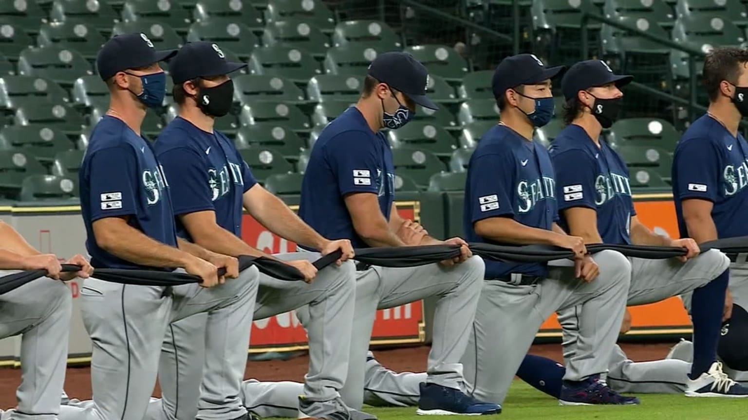 Mariners honor the Negro Leagues in pre-game ceremony | 06/19/2021 ...