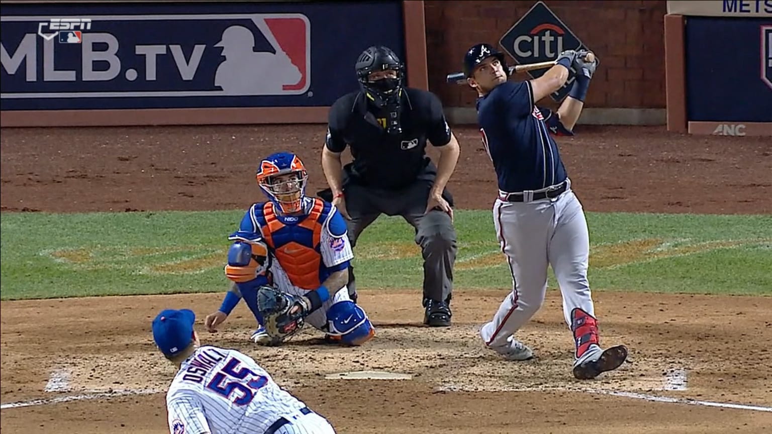 Austin Riley hammers a towering solo home run | 07/26/2020 | Atlanta Braves