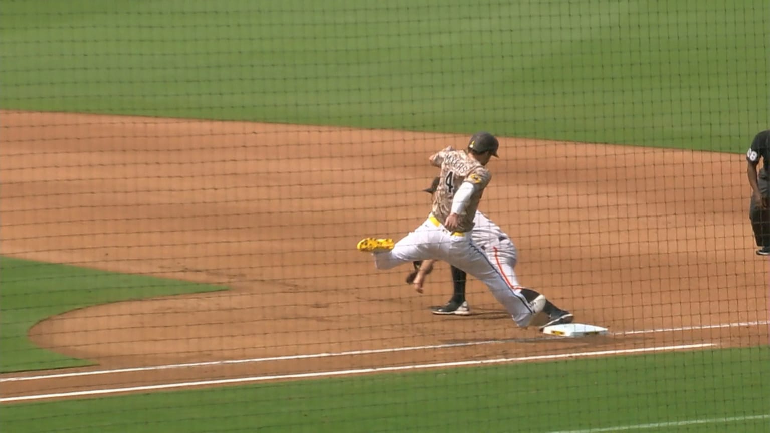 Wil Myers Is Called Out At First After Review 09132020 Cincinnati Reds