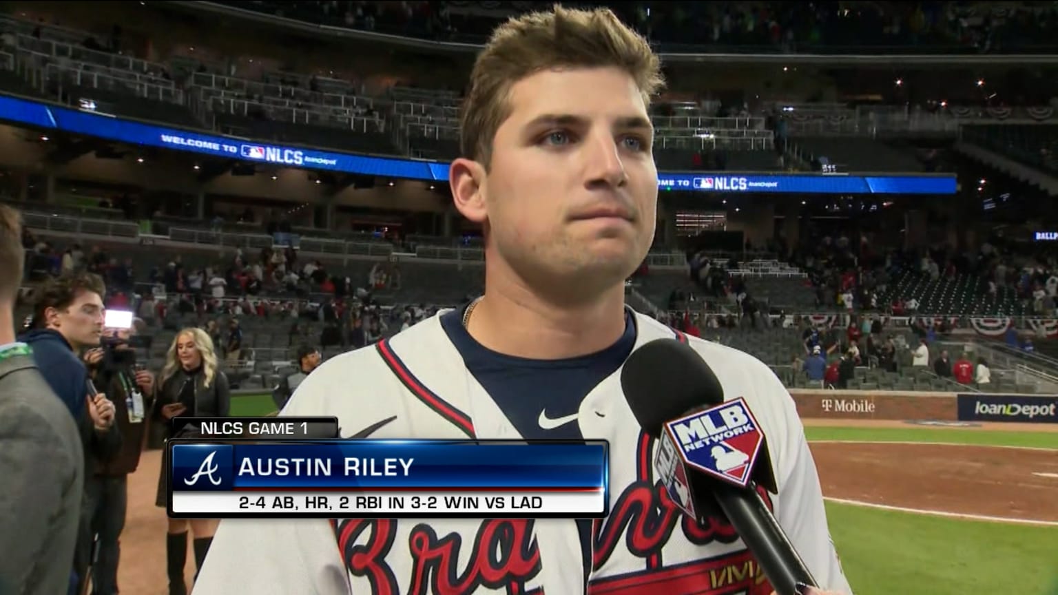 Austin Riley on winning Game 1 of NLCS vs. Dodgers | 10/17/2021 | Los ...