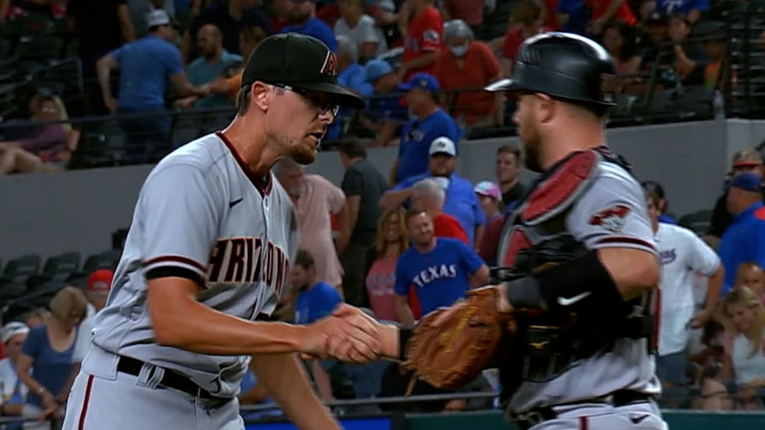 Tyler Clippard induces a lineout in the 9th | 07/28/2021 | MLB.com