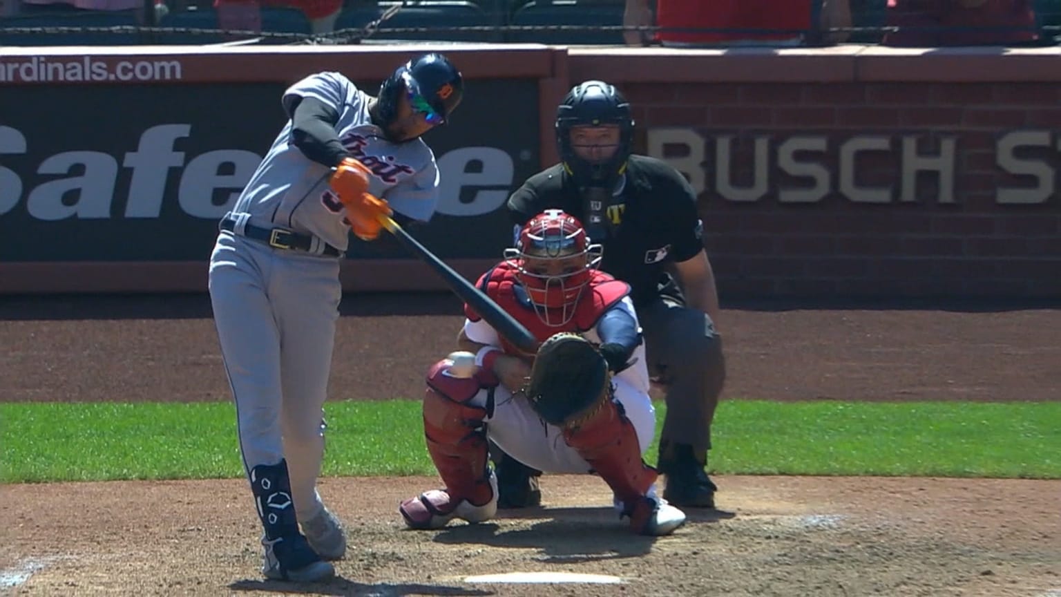 Harold Castro ties it late with an RBI single | 08/25/2021 | Detroit Tigers