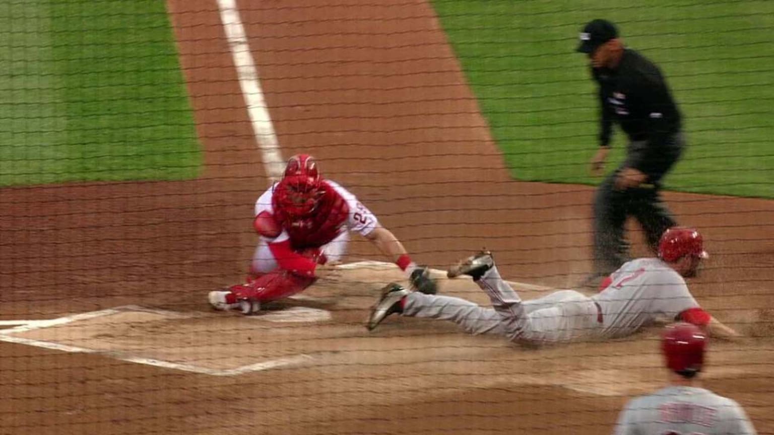 CIN@PHI: Phillips brings home Cozart on sacrifice fly | 05/14/2016 ...