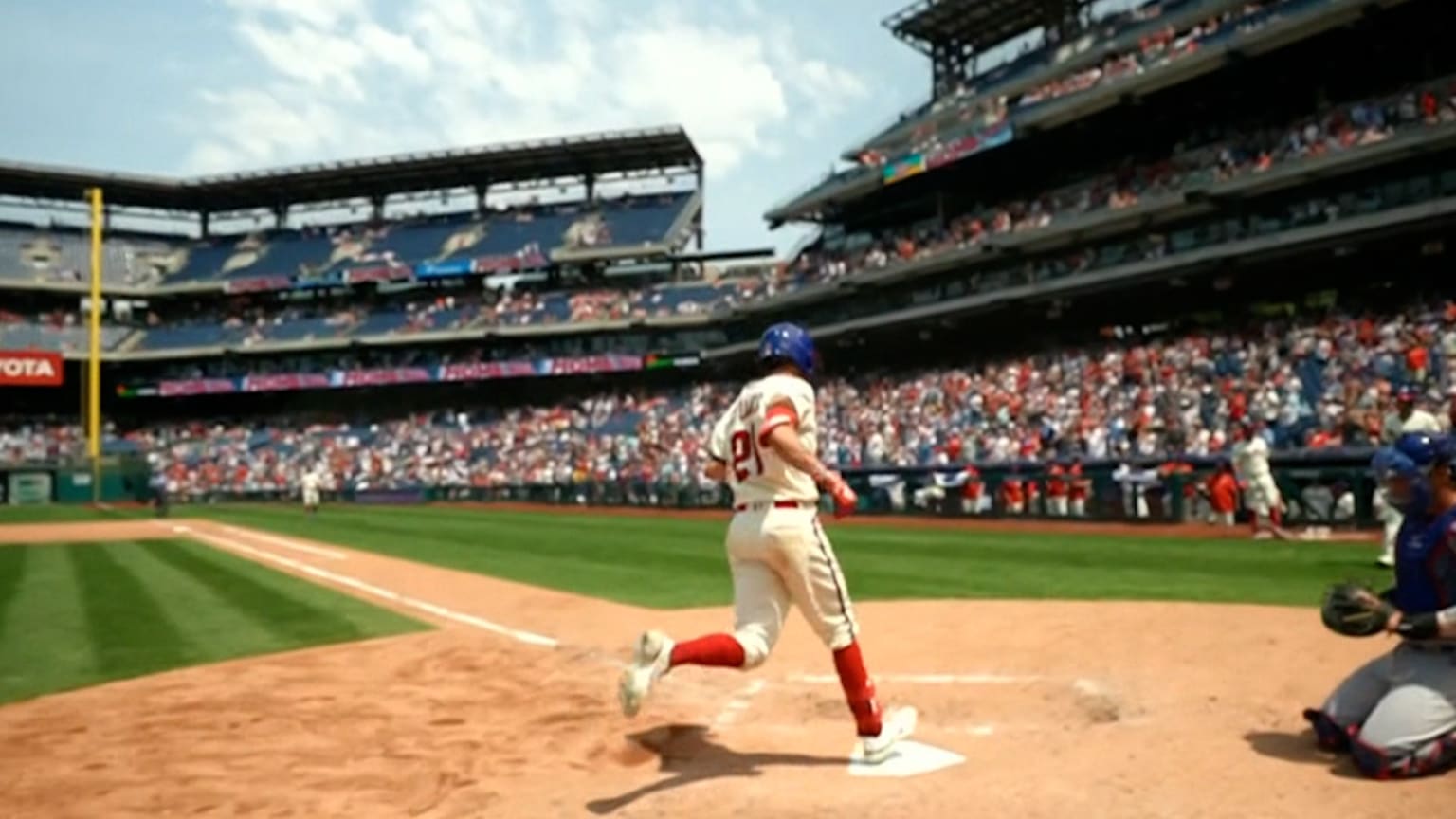 Garrett Stubbs smashes a solo home run to right field | 07/24/2022 ...