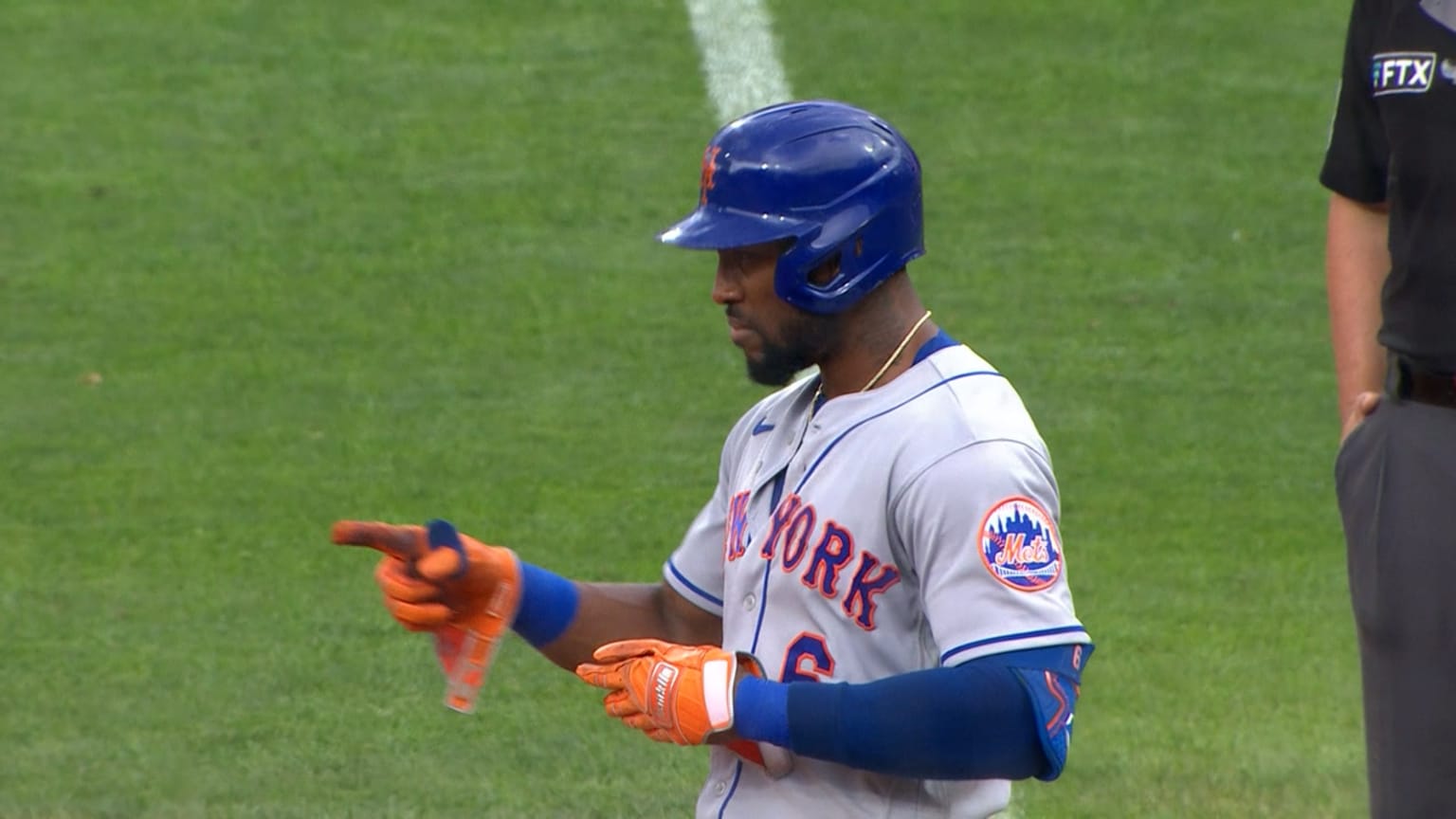 Starling Marte ties the game at four on a base hit | 08/21/2022 | New ...