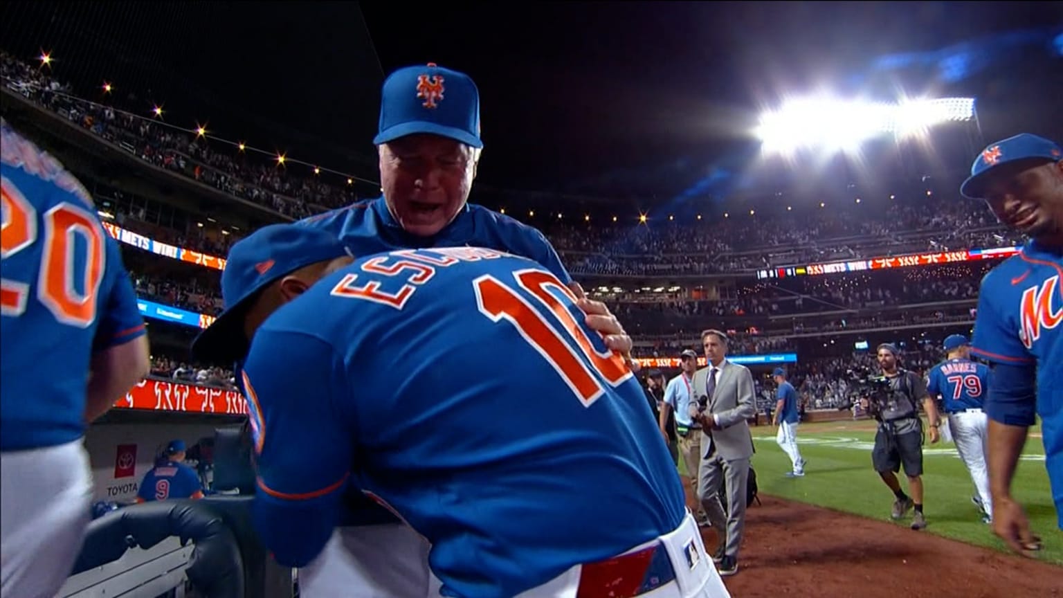 Anthony Recker talks Mets' late-game execution | 07/27/2022 | Seattle ...