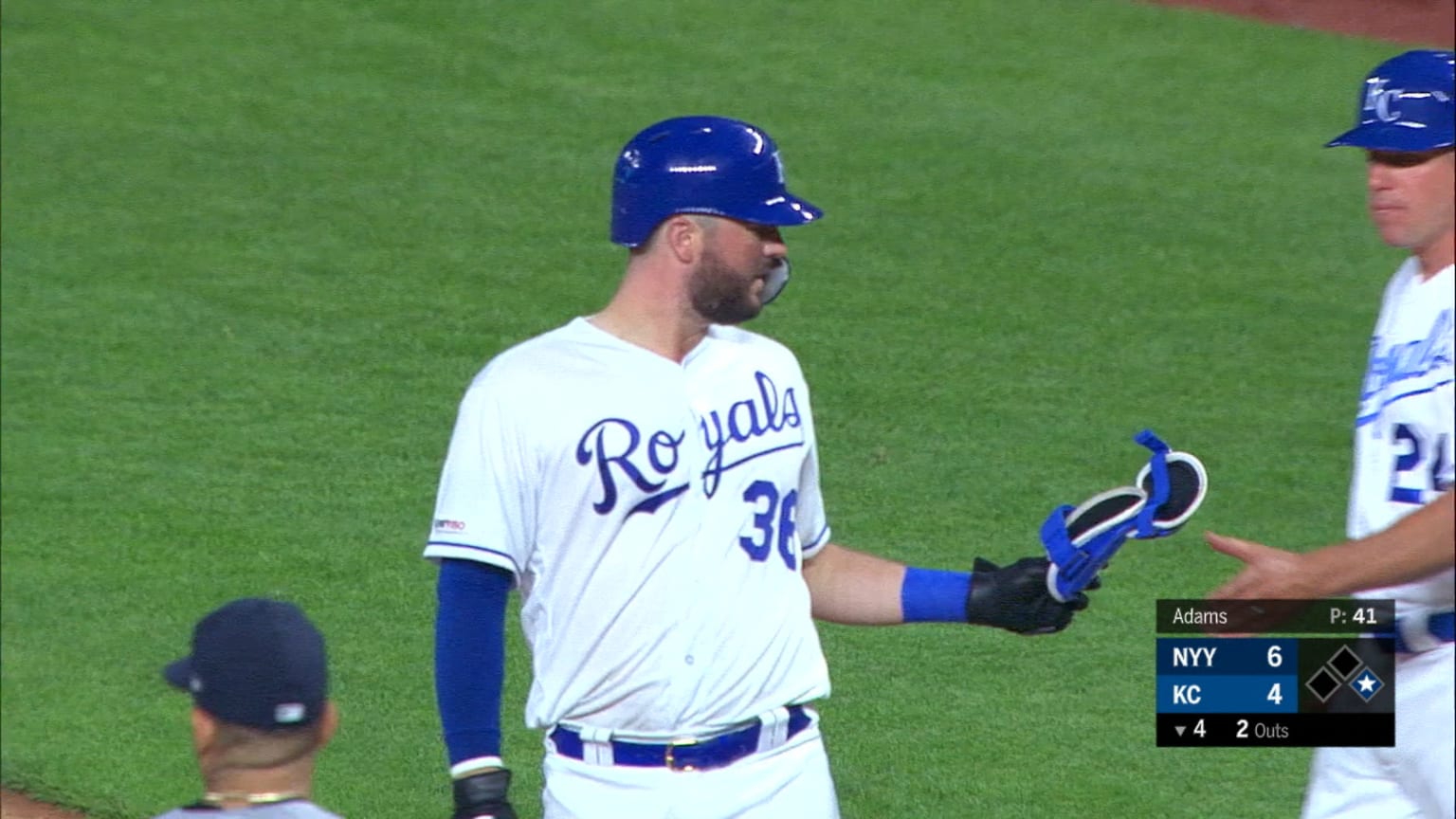 NYY@KC: Gallagher plates Soler with an RBI single | 05/25/2019 | Kansas ...