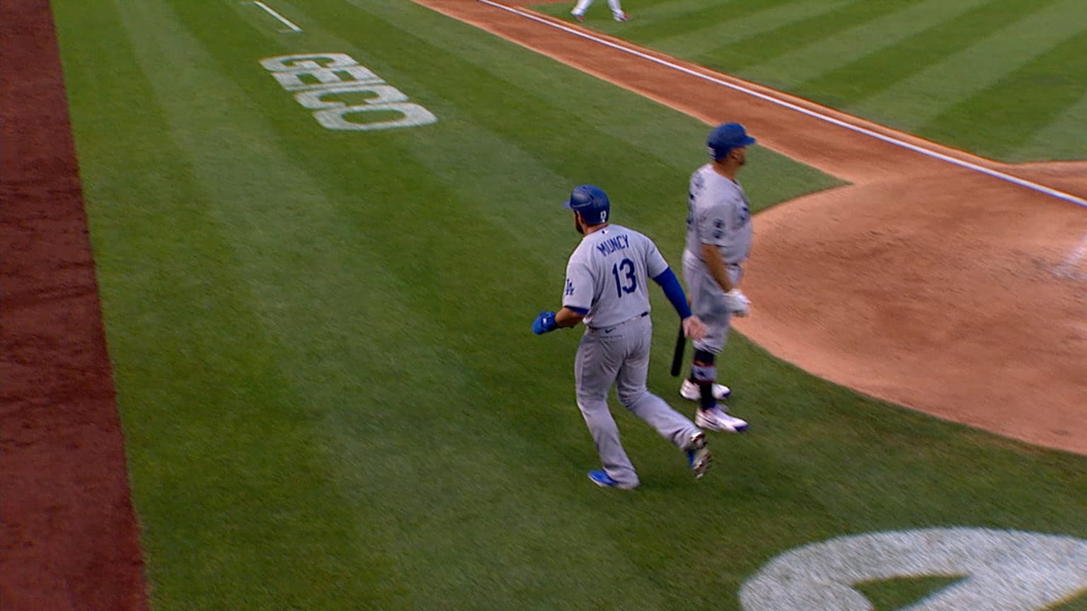 Will Smith scores Max Muncy on a sacrifice fly | 07/03/2021 | Los ...