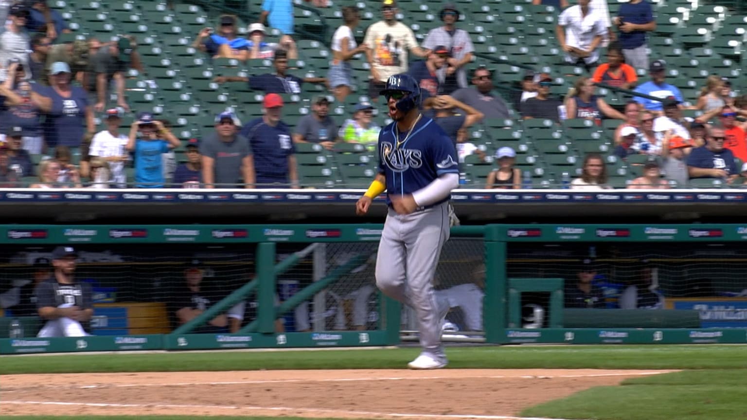 Yu Chang plates Isaac Paredes with a walk in the 9th | 08/07/2022 ...