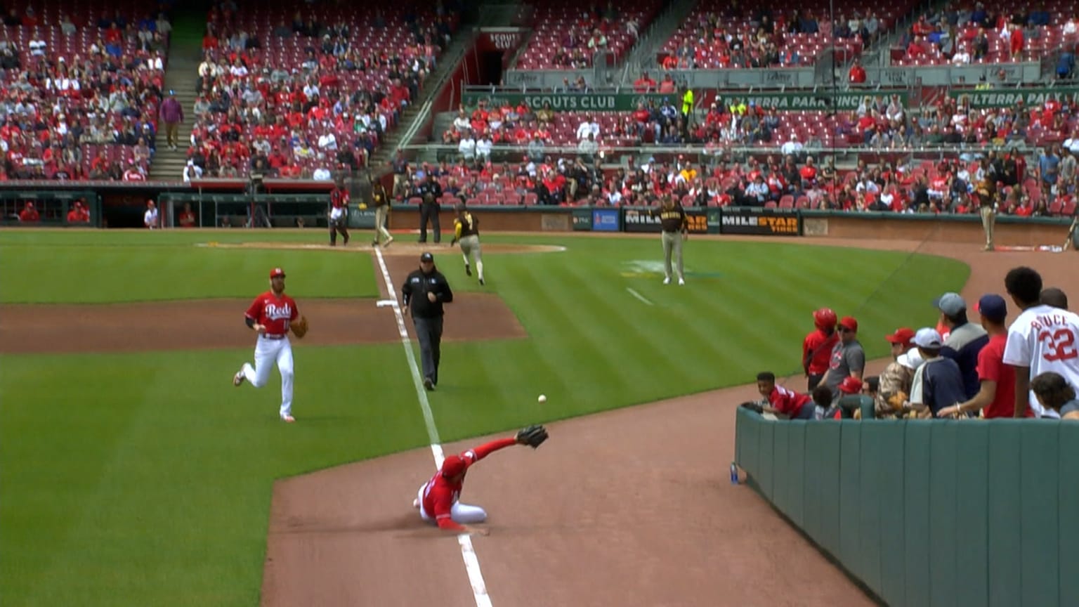Tommy Pham's second sliding catch | 04/28/2022 | Cincinnati Reds