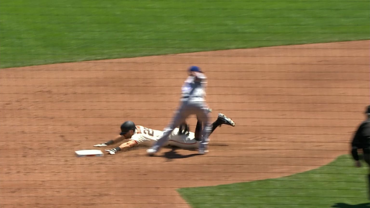 Mike Tauchman caught stealing at second on challenge | 05/11/2021 | San ...