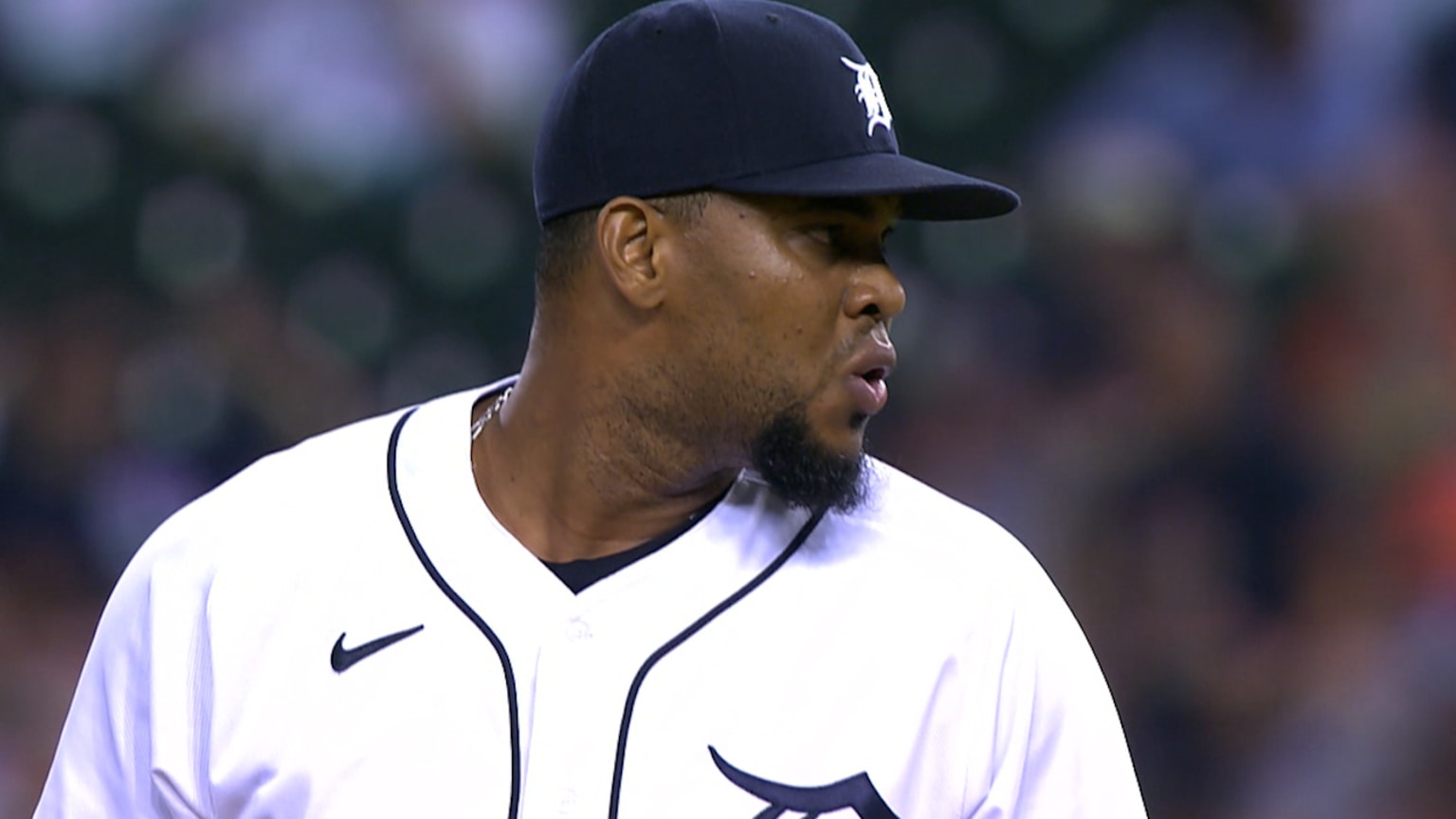 José Cisnero pitches out of a jam | 08/18/2021 | Detroit Tigers