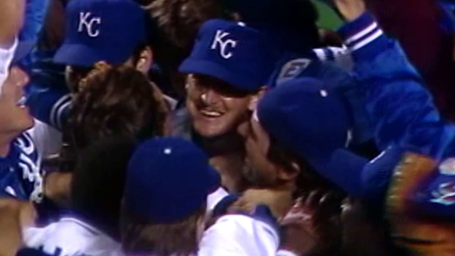 Royals win their first World Series title in 7 games | 10/27/1985 | MLB.com