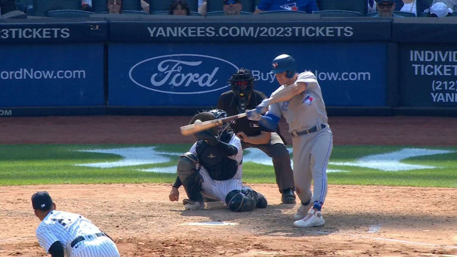 Matt Chapman pega jonrón solitario al jardín central | 20/08/2022 | Los ...